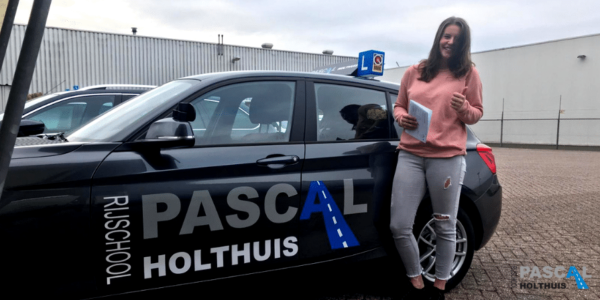 Feeke in een keer je rijbewijs - Autorijschool Pascal Holthuis